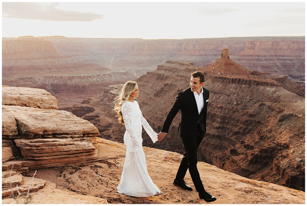 15 Places to Take Adventurous Engagement Photos in Utah - Nicole Aston ...